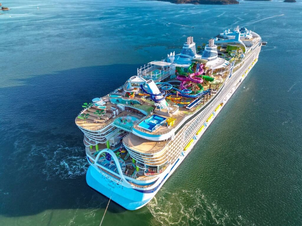 Croisières : Icon of The Seas, le plus grand paquebot du monde, à quel ...